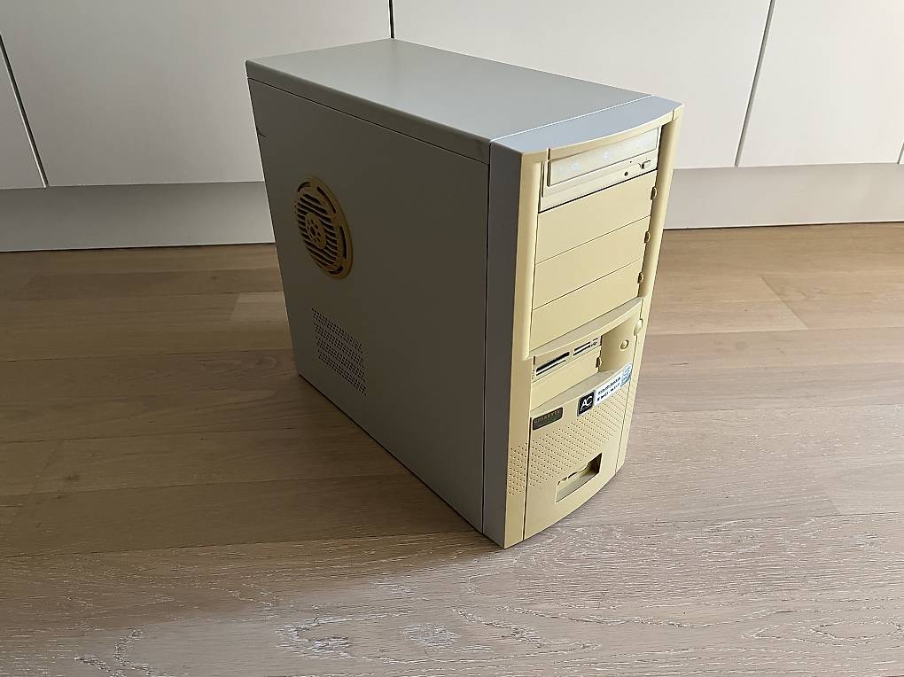 Computer PC Rechner Tower im Kanton Luzern - tutti.ch