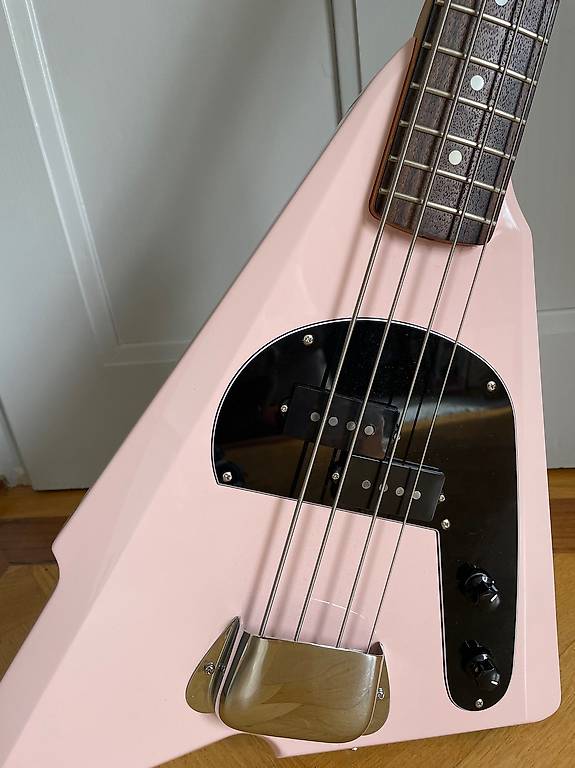 Fender Katana Bass im Kanton St. Gallen - tutti.ch