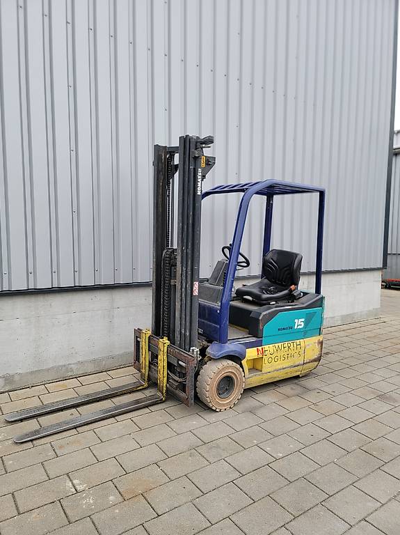 Stapler Komatsu FB15 Triplex Hub 520cm im Kanton Thurgau - tutti.ch