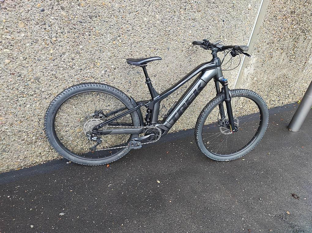 E-Bike Trek Powerfly FS4 Grösse M im Kanton Zürich - tutti.ch