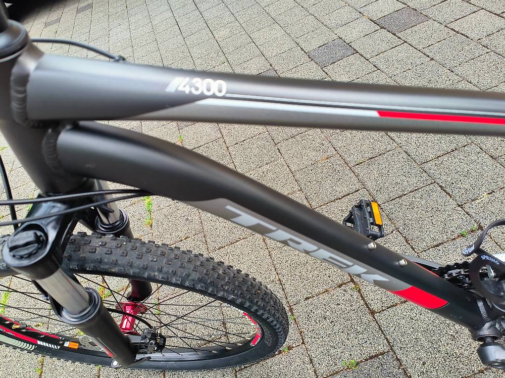 Trek 4300 26 Zoll - Hardtail im Kanton Aargau - tutti.ch