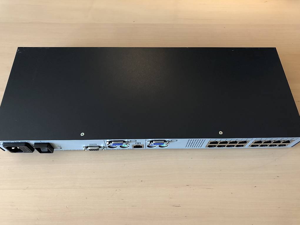 HP Server Console Switch KVM CAT5 0x2x16 (top Zustand) im Kanton Aargau ...