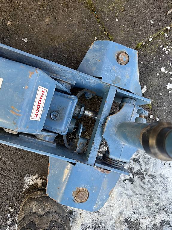 Hydraulik Wagenheber 2Tonnen, Top Zustand! im Kanton Zürich - tutti.ch