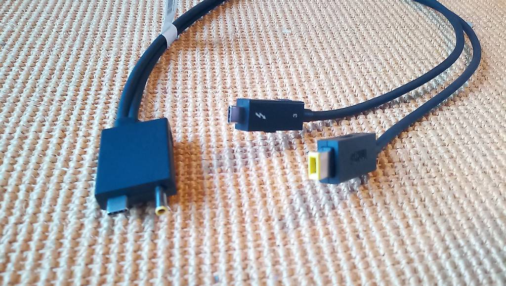Lenovo ThinkPad Thunderbolt 3 Workstation Dock Split Cable im Kanton ...