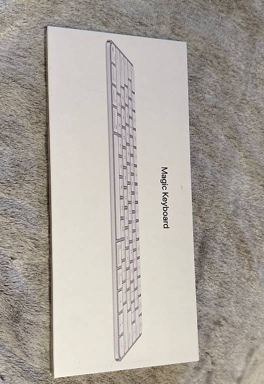 Apple Magic Keyboard Swiss Layout im Kanton Zürich - tutti.ch