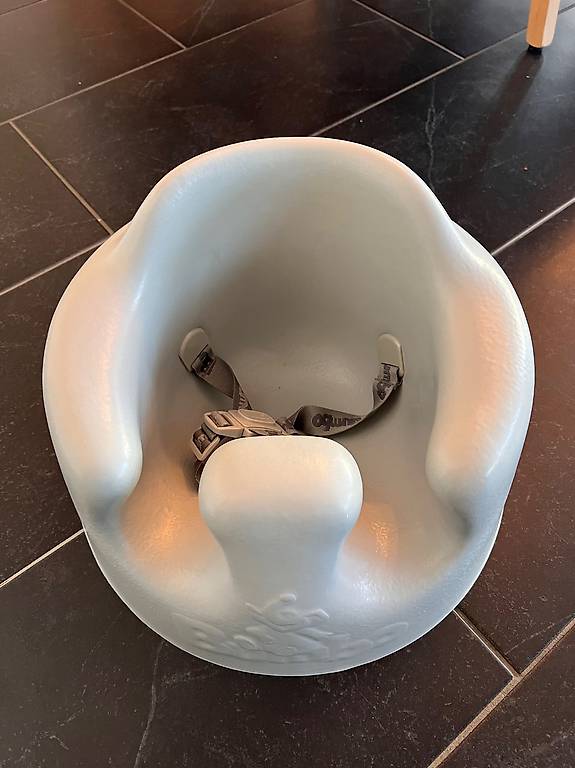 Bumbo Sitzerhöhung zu verkaufen im Kanton Schwyz - tutti.ch