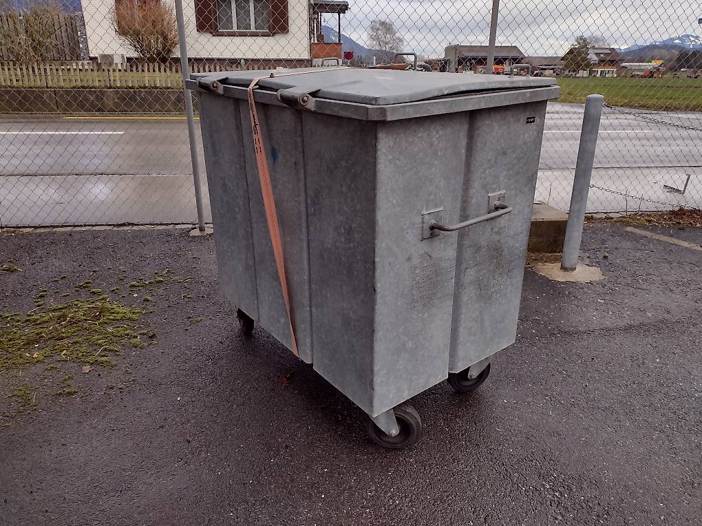 Abfallcontainer 800 Liter im Kanton St. Gallen - tutti.ch