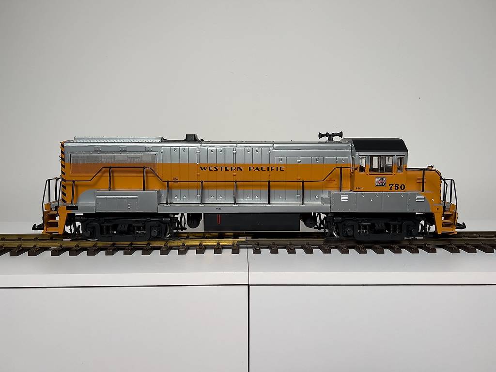 Aristo Craft Western Pacific Lokomotive 22116 Spur G im Kanton Bern ...