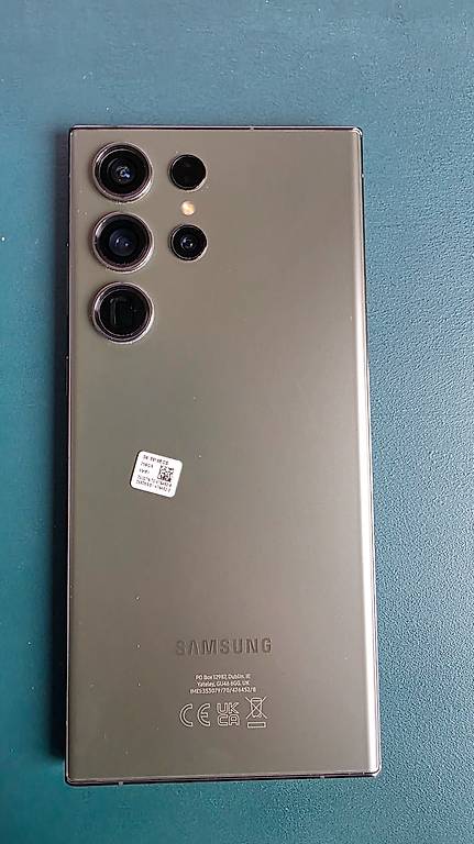 Samsung S23 Ultra 256 GB green im Kanton Graubünden - tutti.ch