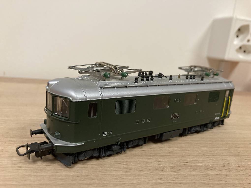 Modelleisenbahn Lokomotive HAG 220 RE 4/4 SBB im Kanton Zürich - tutti.ch