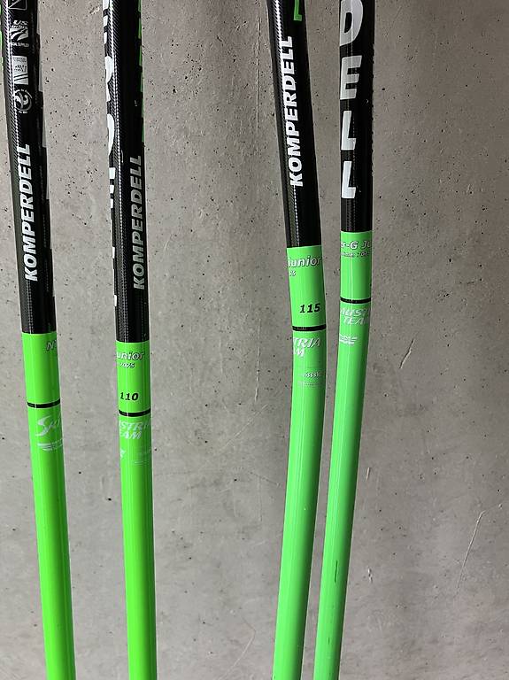 Komperdell SL und GS Ski Stöcke, Grösse 110, 115 im Kanton St. Gallen ...