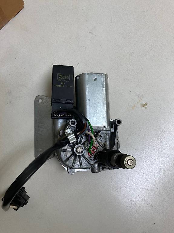 Heckwischermotor Jeep Cherokee 55155317 im Kanton Bern - tutti.ch