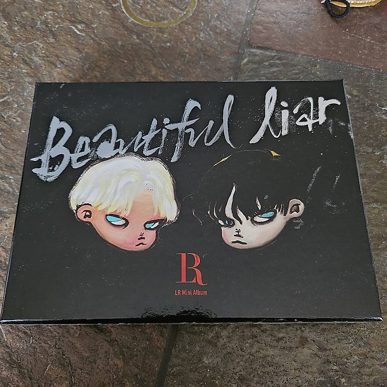 Vixx LR - Beautiful Liar Album im Kanton Bern - tutti.ch