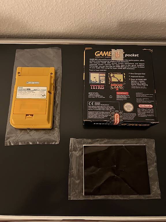 Nintendo Game Boy Pocket Gelb OVP im Kanton Basel-Landschaft - tutti.ch