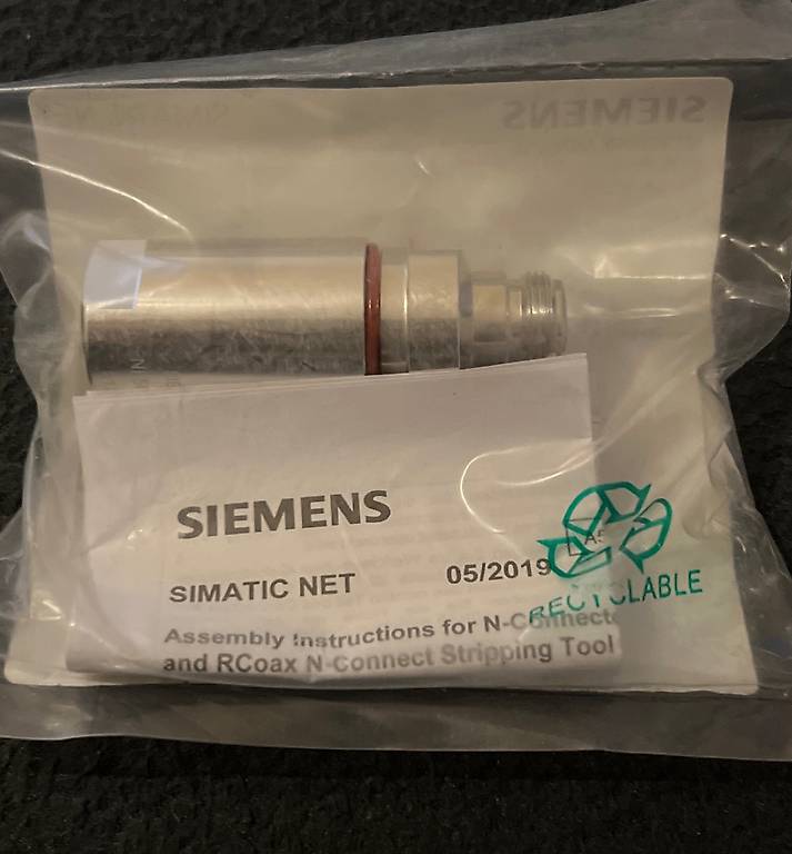 Siemens IWLAN Rcoax NCONNECT female NConnector im Kanton Thurgau - tutti.ch