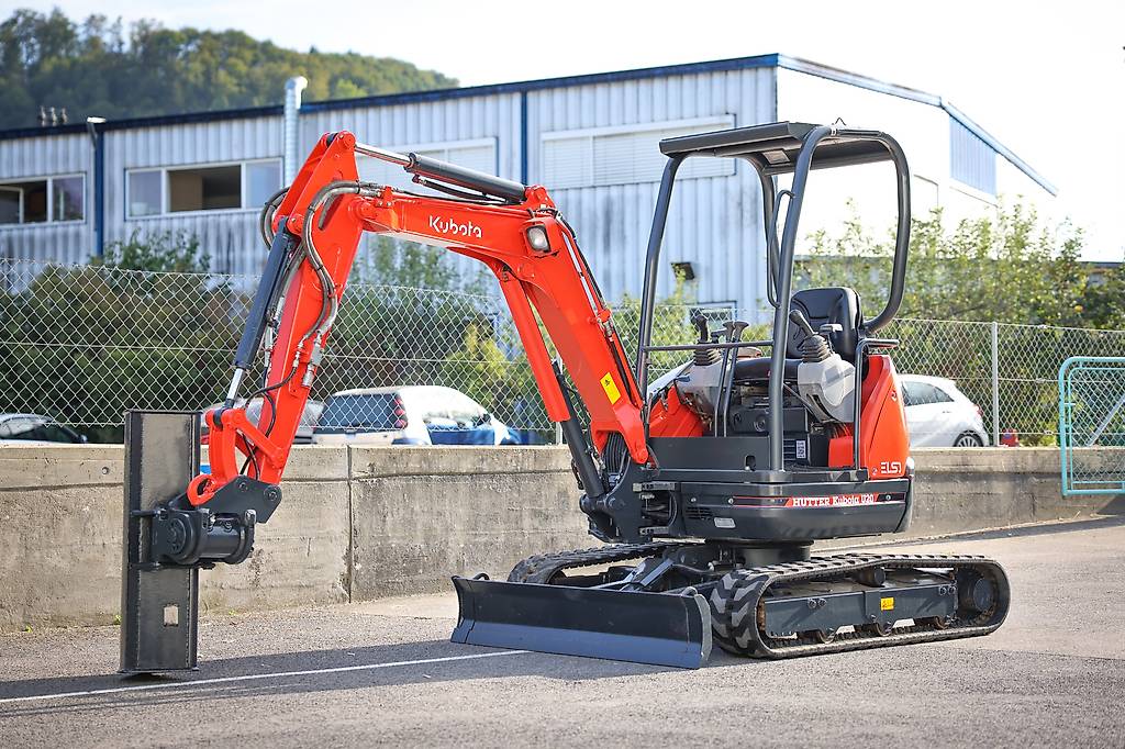 Mini pelle Kubota 2.2T - E.46.23 - minibagger Canton Vaud - tutti.ch