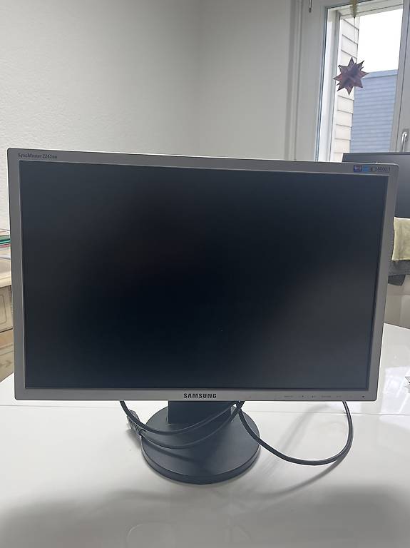 Samsung SyncMaster 2243BW Zuverlässiger 22 Zoll Monitor im Kanton ...