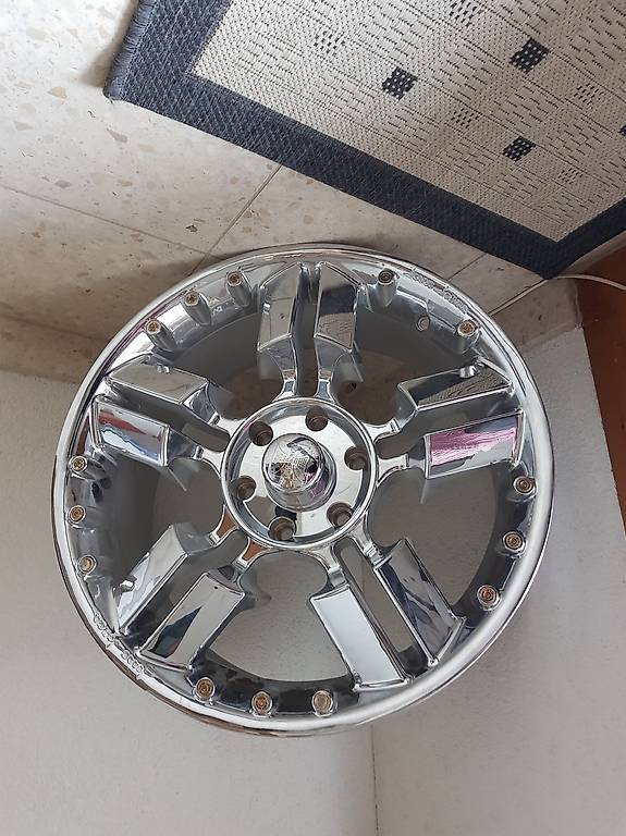 Chromfelge, Decor, Alufelge, Klubtisch, Autofelge, Unikat im Kanton St ...