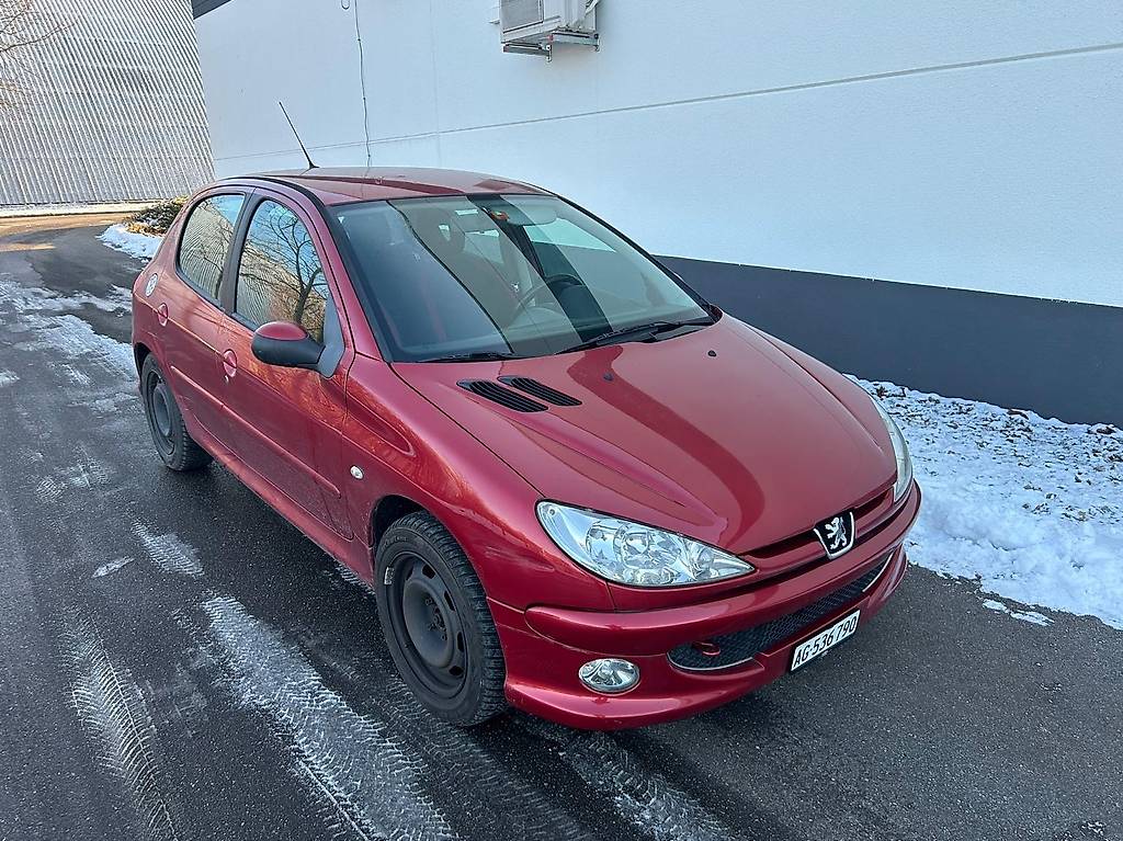 Peugeot 206 1.4 mit Klima ab MFK und Service im Kanton Aargau - tutti.ch