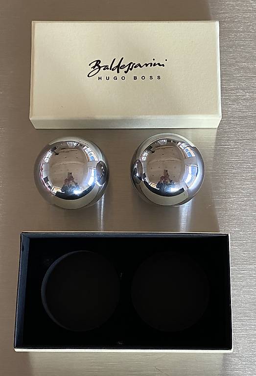 Hugo Boss Baldessarini Stressbälle im Kanton Graubünden - tutti.ch