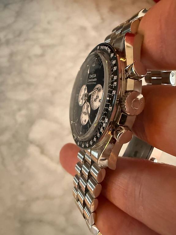 Oméga Speedmaster Moonwatch Reverse Panda im Kanton Appenzell ...