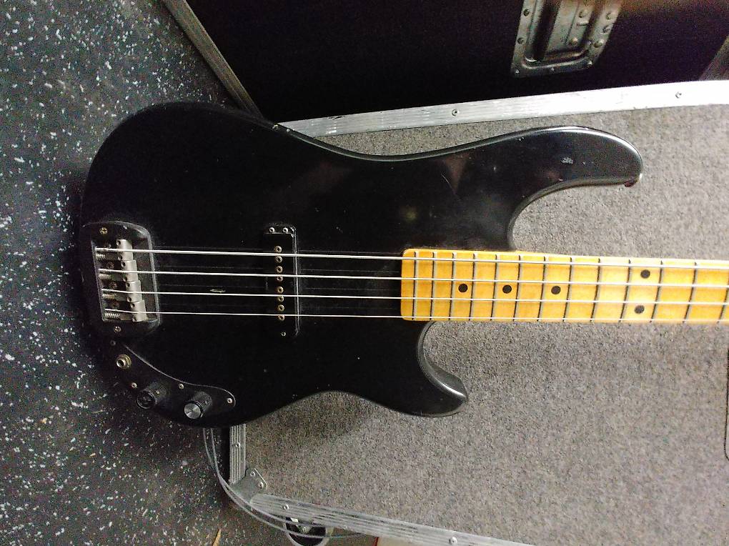 ultra rare 1983 G&L SB1 1st style single MFD Pickup OHSC im Kanton ...