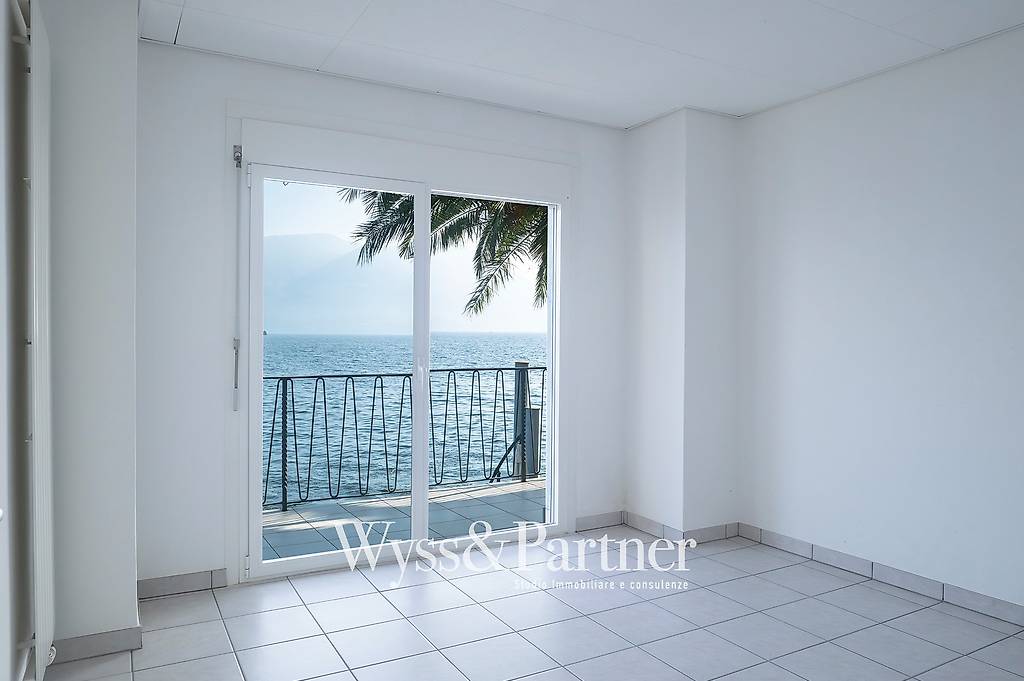 Porto Ronco - luminoso 3.5 locali sul lago im Kanton Tessin mieten ...