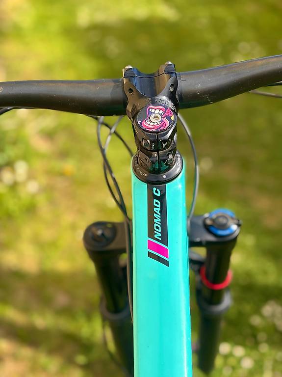 SANTA CRUZ NOMAD 3C - Chris King - XX1 - XT Carbon MTB Fully im Kanton ...