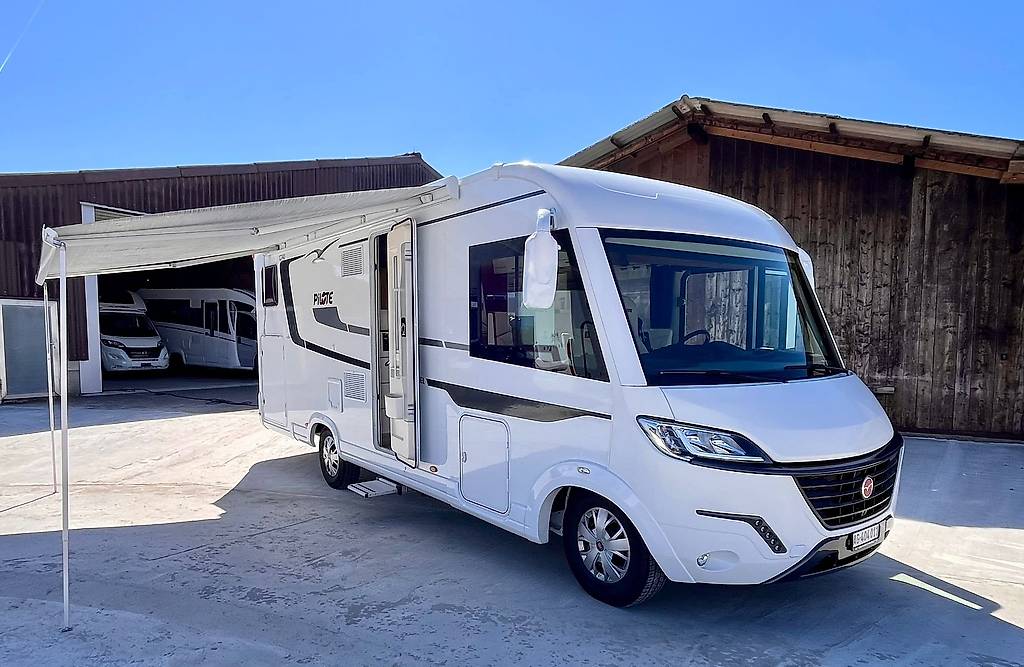Wohnmobil fast NEU, top ausgestattet & sofort reisefertig im Kanton ...