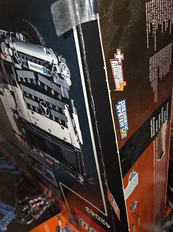 LEGO Technic Mercedes Arocs (42043) NEU+OVP im Kanton Basel-Landschaft ...