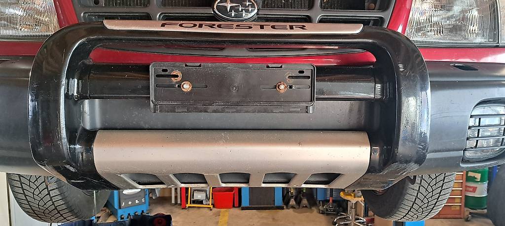 Subaru Forester SF orginal Frontbügel im Kanton Aargau - tutti.ch