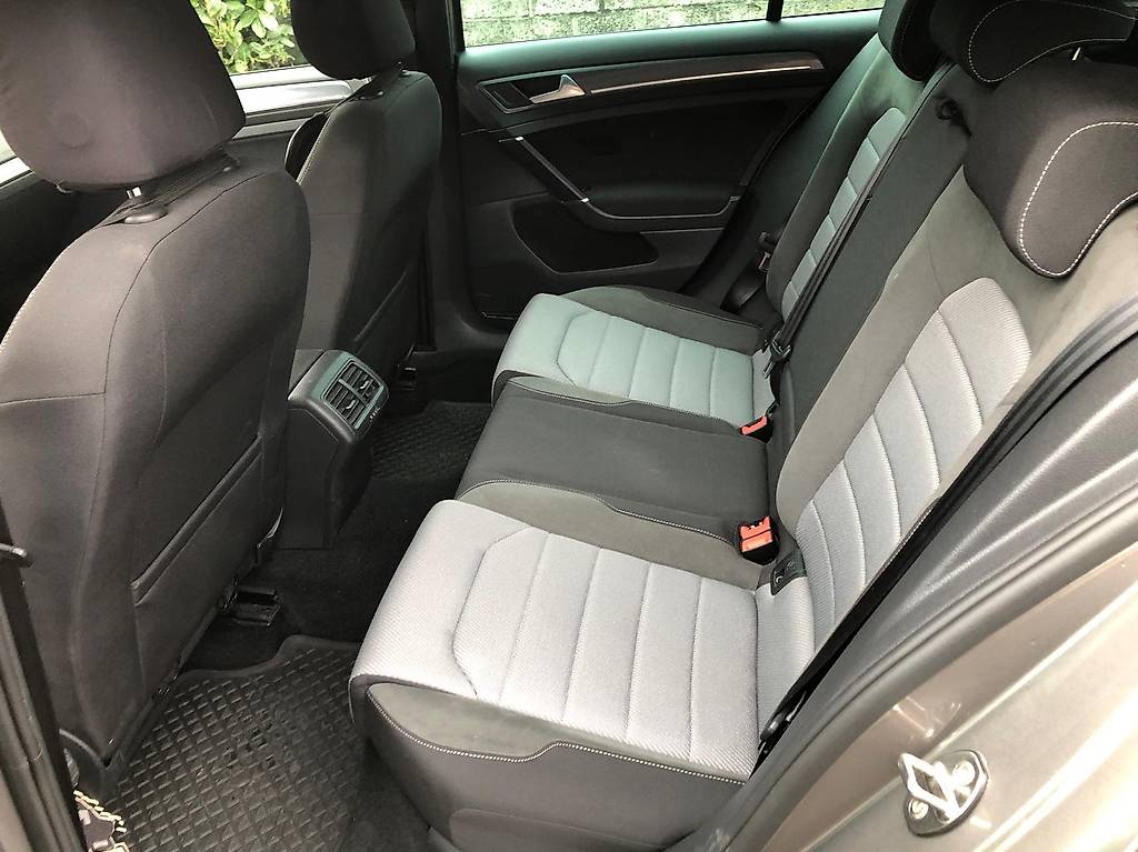 VW Golf VII TSI ALLSTAR R-Line DSG Full Optional im Kanton Zürich ...