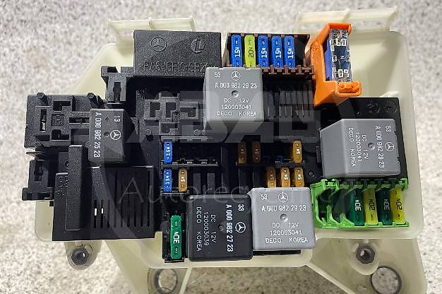 A2229063202 Sicherungskasten, Relaisträger Mercedes-Benz 18 im Kanton ...