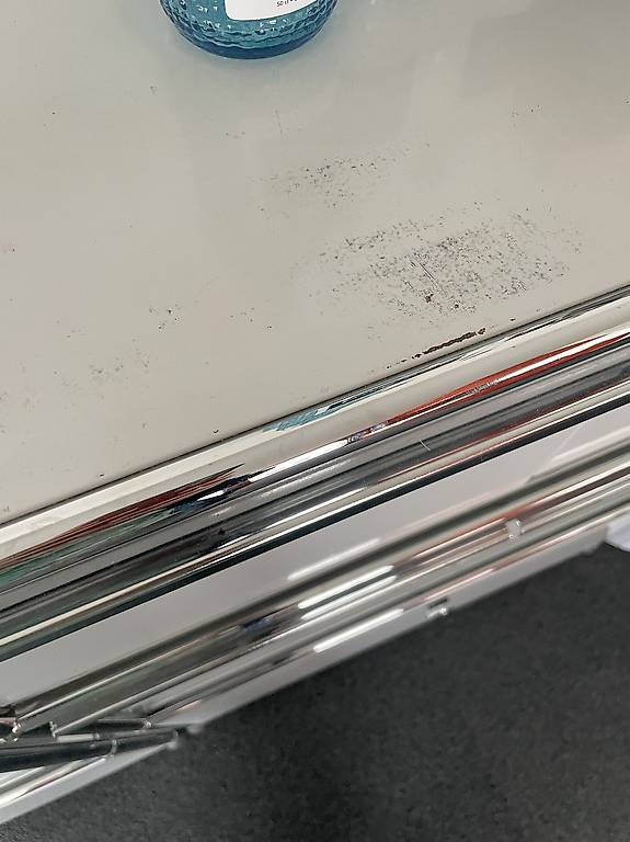 USM Haller Büromöbel mit 4 Stk. Schubladen/ Registerauszug im Kanton ...