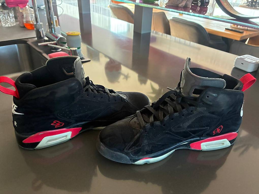 wenig genutzte Air Jordan MVP Bred Herren Sneakers im Kanton Luzern ...