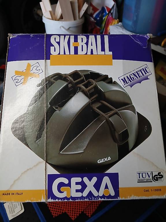 SKI BALL MAGNETIC FÜR 2 PAAR SKIS im Kanton Bern - tutti.ch