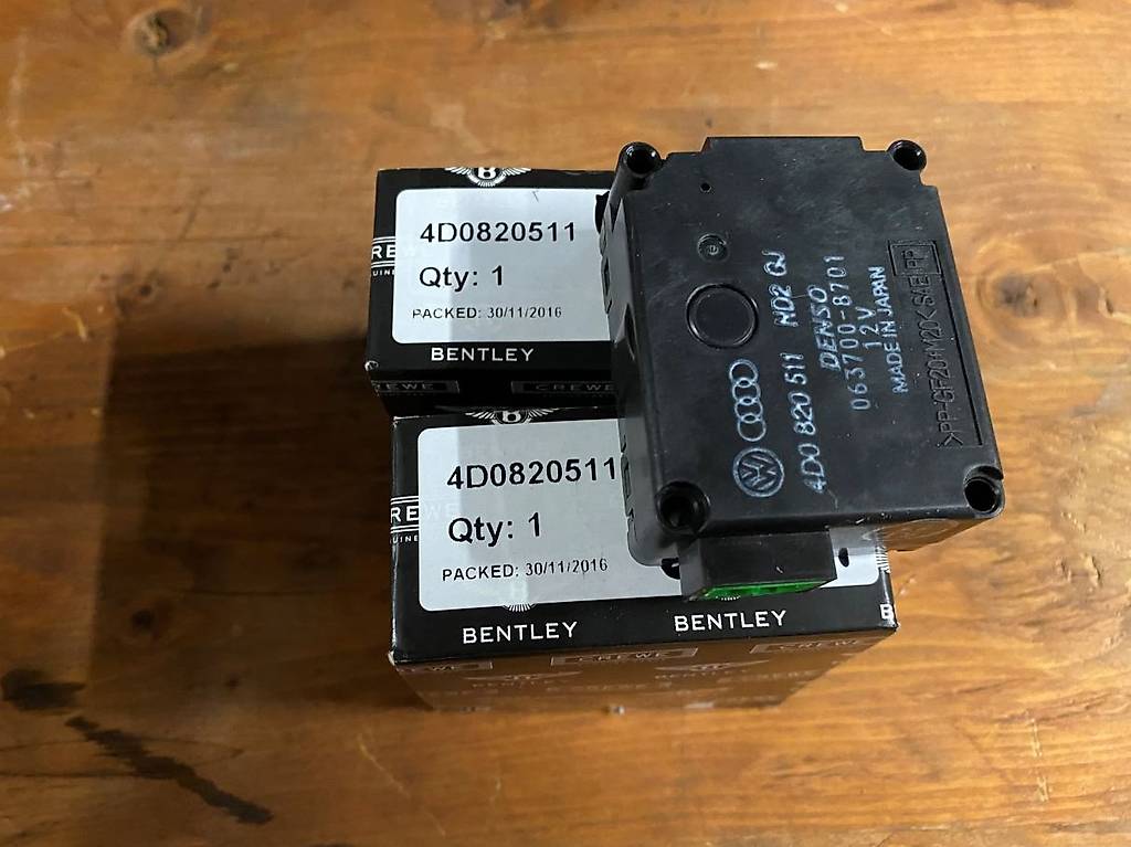 Bentley GT /GTC / & Flying 2003-2017 Clapet d'air 4D0820511 Canton Vaud ...