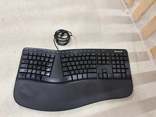 Microsoft Ergonomic Keyboard - US Layout, Black, USB im Kanton Zürich - tutti.ch