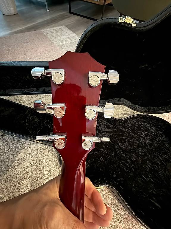 Wunderschöne TAYLOR T5-S1 Standard Red Edgeburst Gitarre im Kanton ...