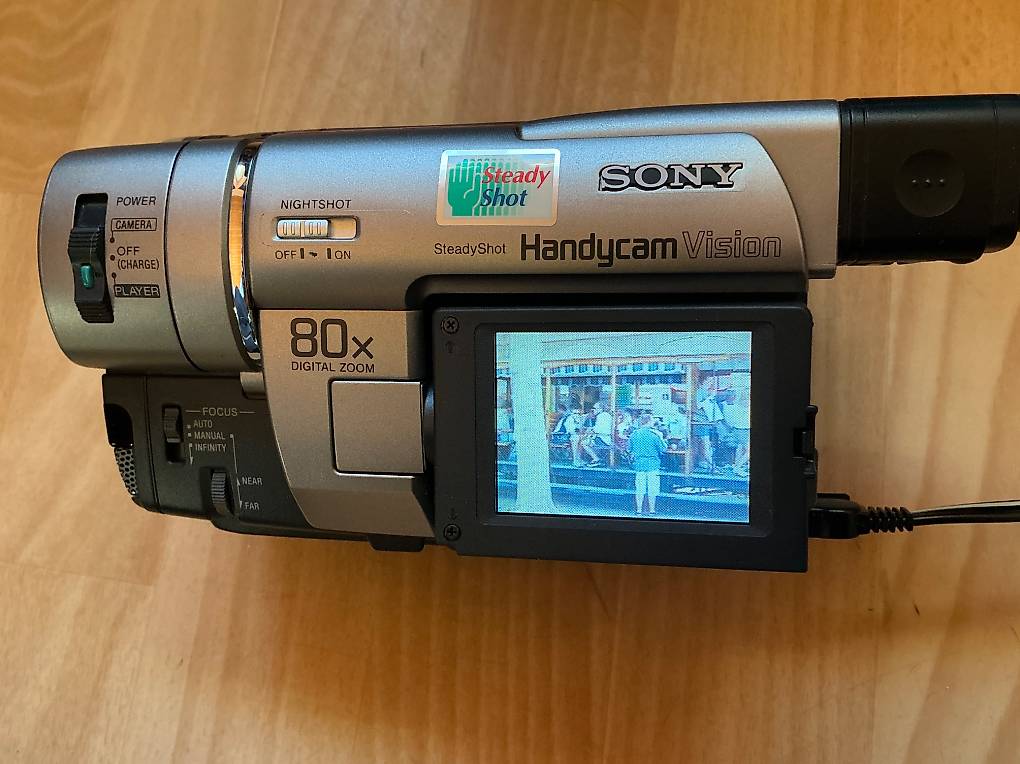 Hi8 Camcorder von SONY, mit Zuberhör im Kanton Thurgau - tutti.ch