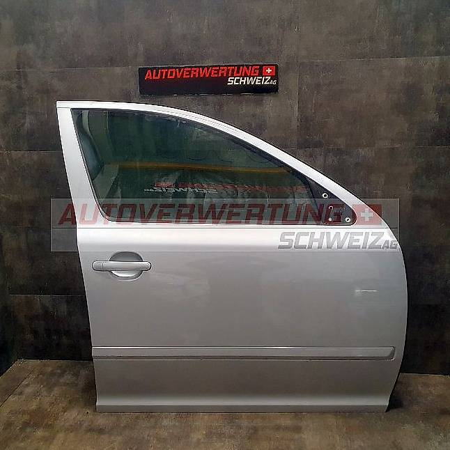 TÜRE VORNE RECHTS SKODA OCTAVIA II im Kanton Luzern - tutti.ch