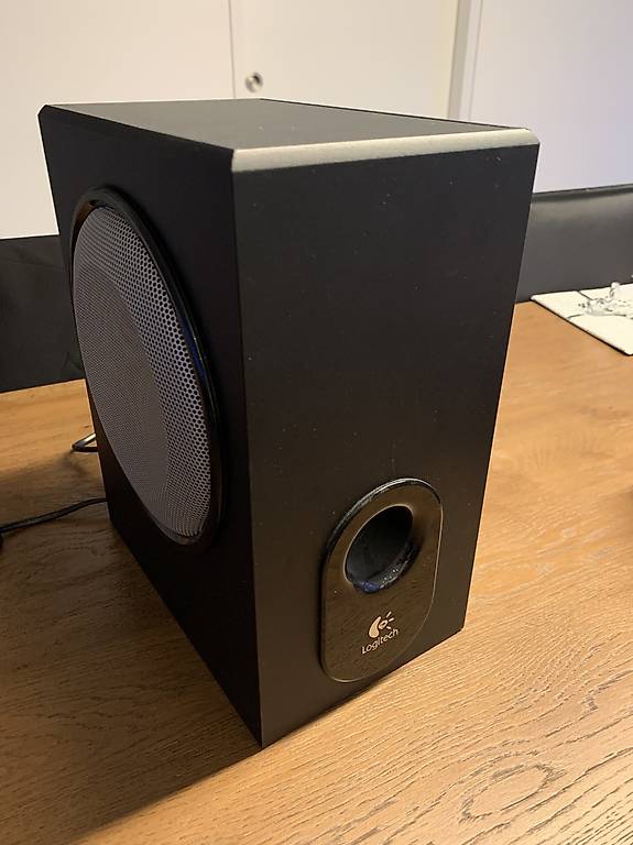 PC Lautsprecher Logitech 5.1 Boxen im Kanton Graubünden - tutti.ch