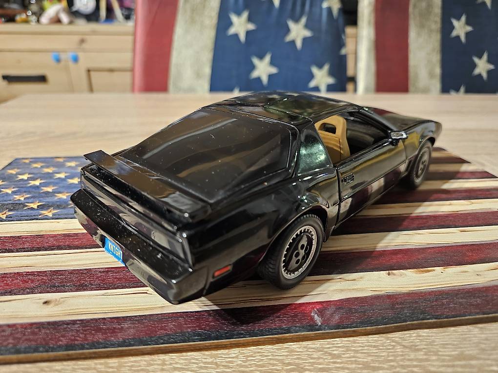 Top 1:18 Knight Rider K.I.T.T. Ertl Joyride im Kanton St. Gallen - tutti.ch