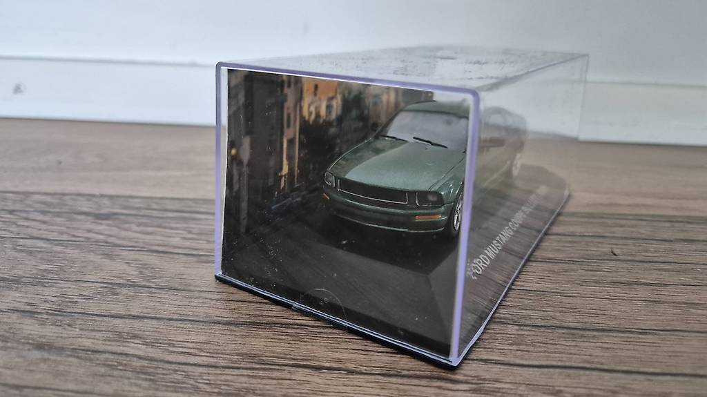 Ford Mustang Bullitt (2008) 1/43 Altaya Collection im Kanton St. Gallen ...