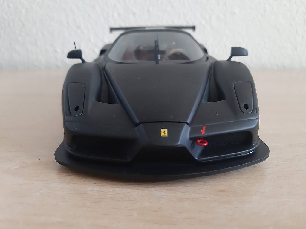 Ferrari Enzo "Test Monza 2003" 1:18 im Kanton Thurgau - tutti.ch