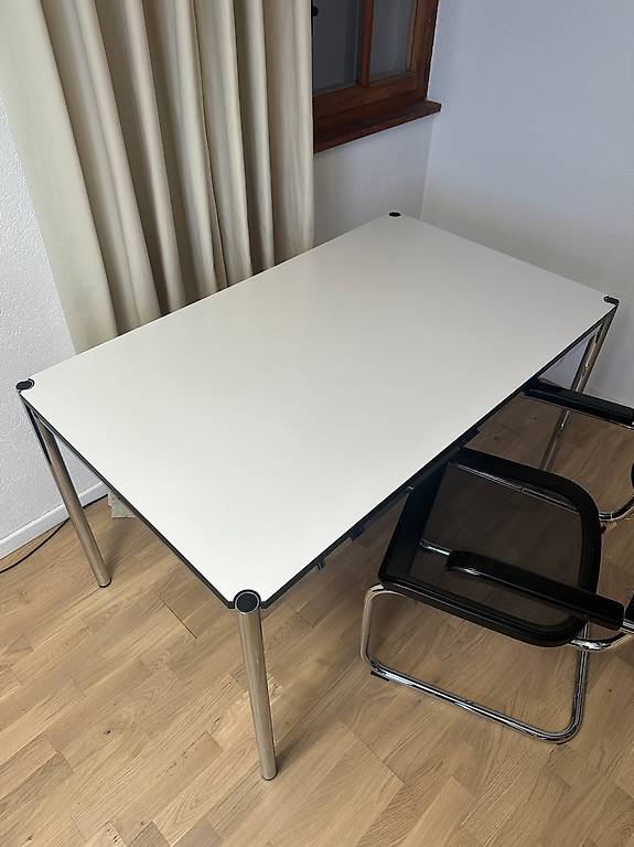 Bureau USM Haller en stratifié gris perle // Ref. AY0377 im Kanton ...