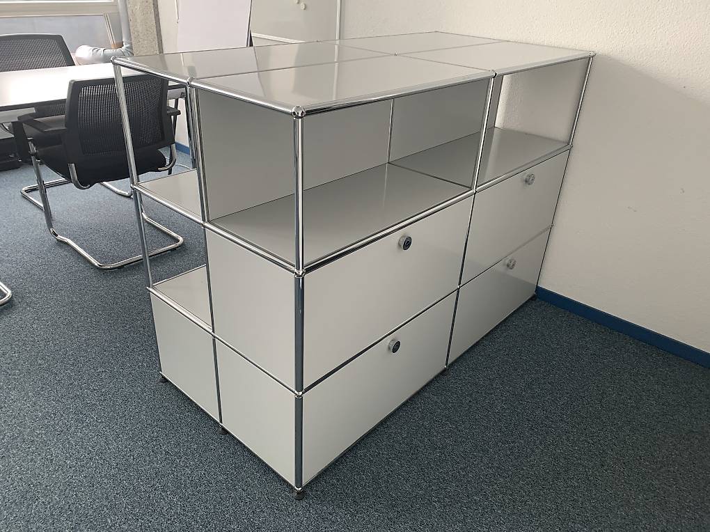 USM Regal mit 6 kippbaren Türen im Kanton Zürich - tutti.ch