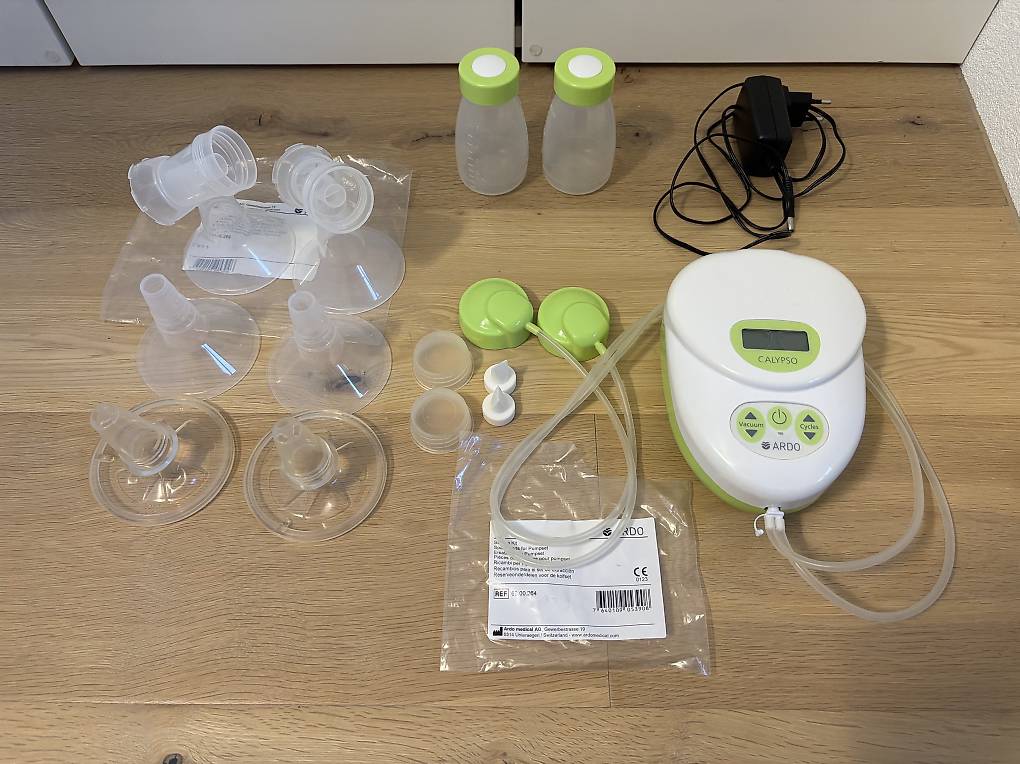 Ardo Milchpumpe (inkl neuem Zubehör) im Kanton Basel-Landschaft - tutti.ch