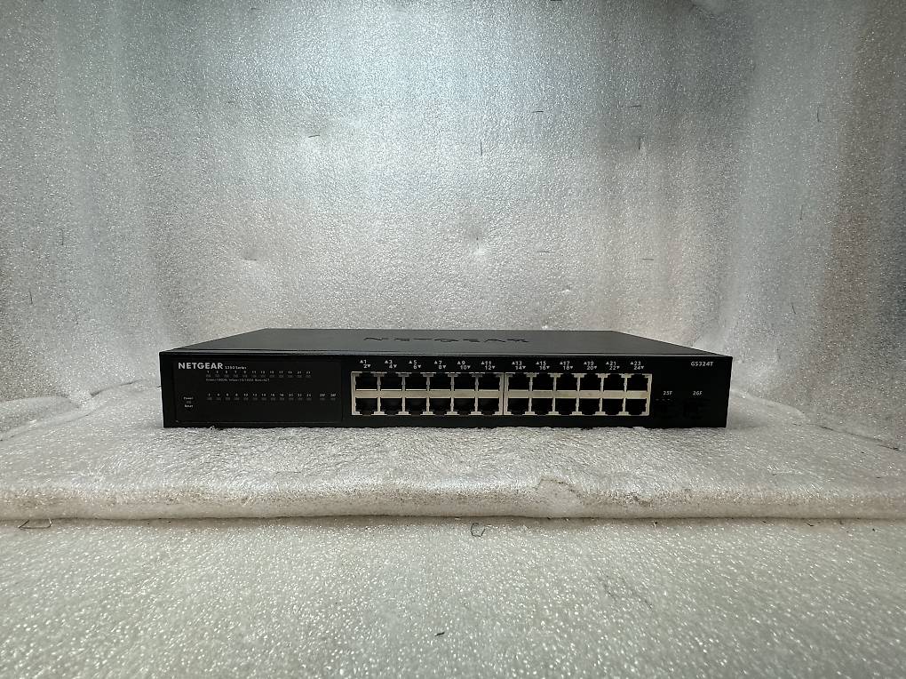 Netgear 24-Port-Gigabit-PoE-Ethernet-Managed-Netzwerk-Switch im Kanton ...