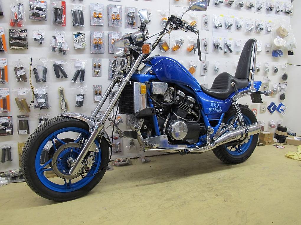 MC VF1100C Chopper super Umbau V4 ähnlich V-Max MCReb OtReb im Kanton ...